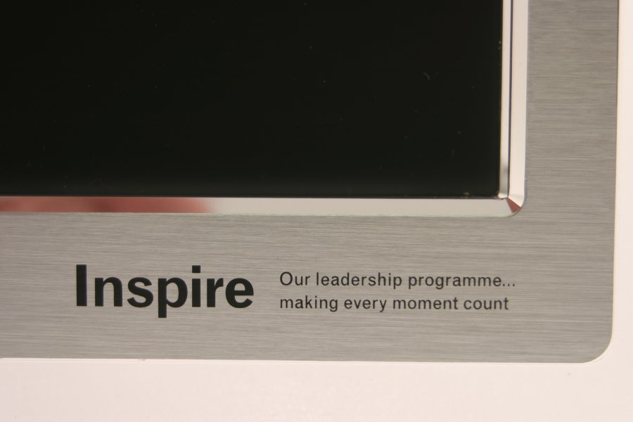 Digital Frames Corporate Gifts | Branded Digital Photo Frames | Digital ...